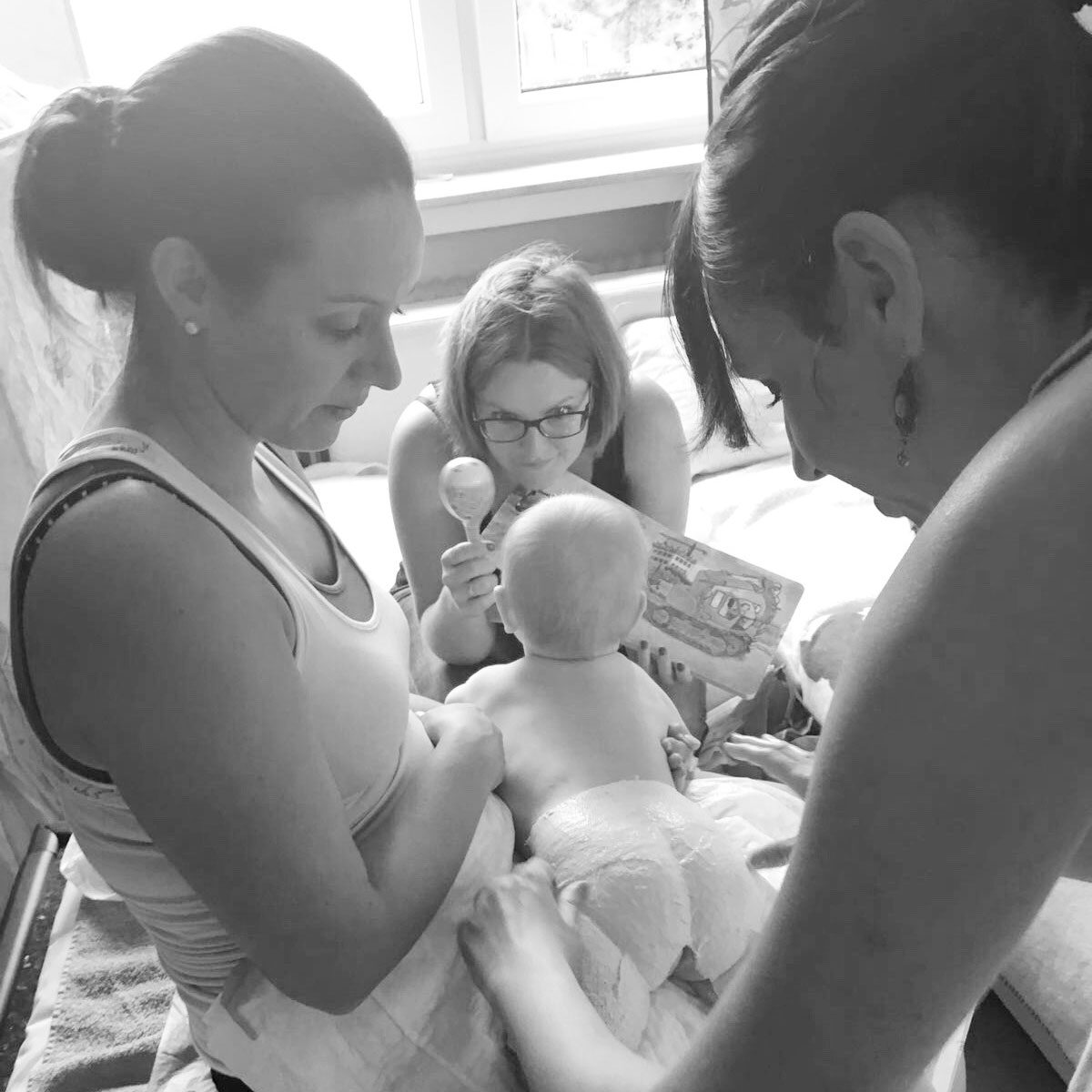 Babybauch-Abdruck, Hand- und Fußabdruck, Pfotenabdruck